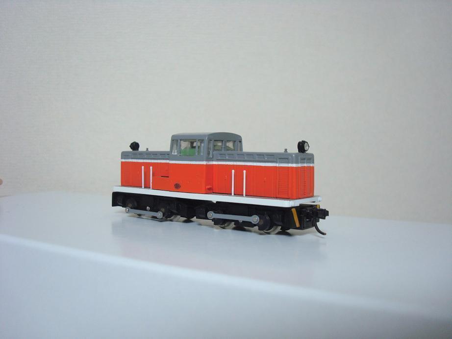 DD11型ディーゼル機関車をNゲージで: 記念会事務局